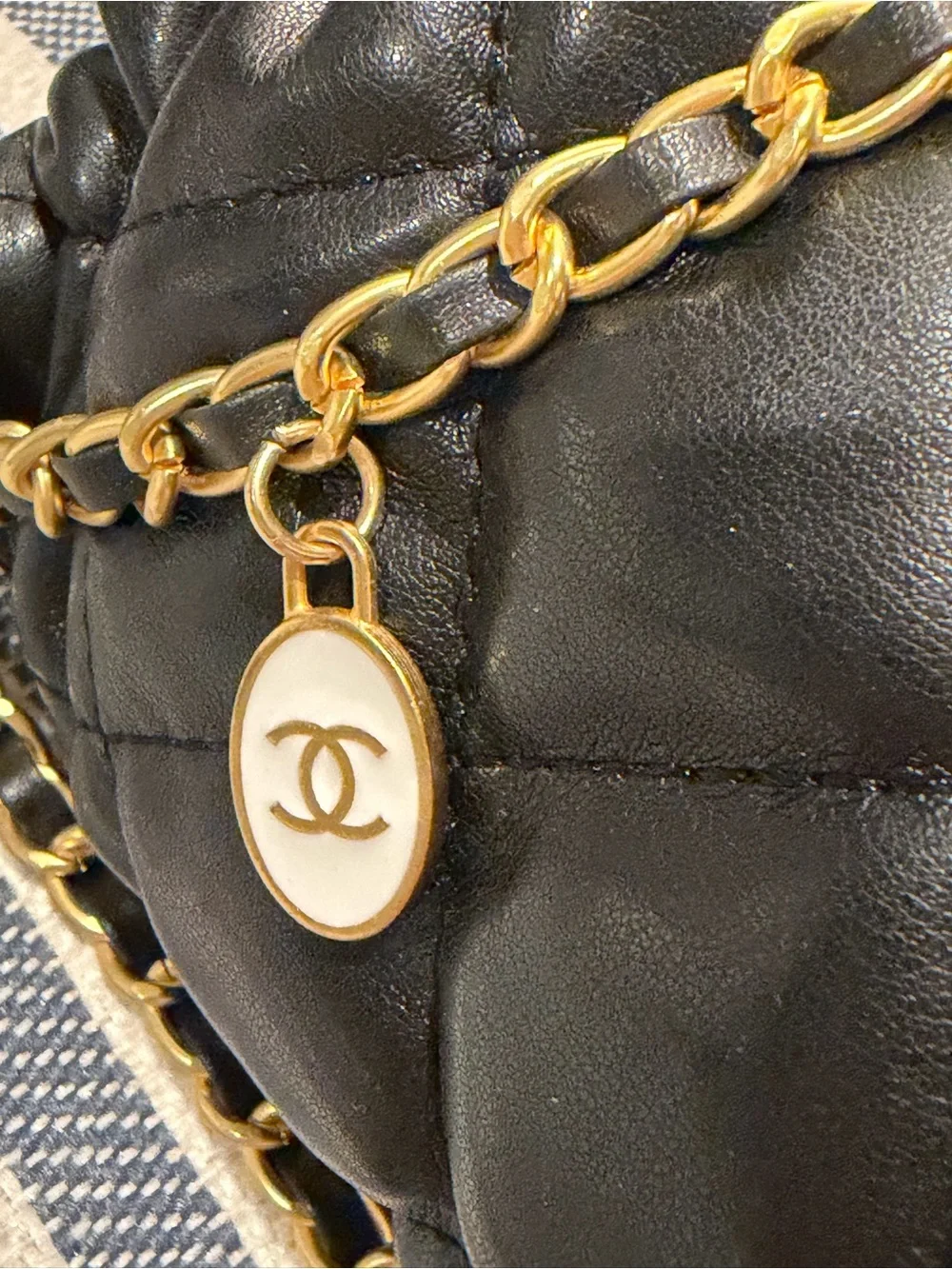 CHANEL | Bags | Chanel Beaute Vipgwp Makeup Quilted Crossbody Bag With ...